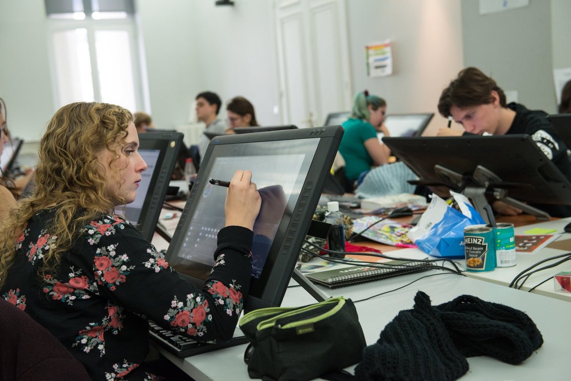 Directeur de production / Chargé de production - EMCA